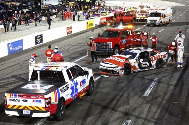 Veteran NASCAR spotter drops 4-word reaction to JR Motorsports ...