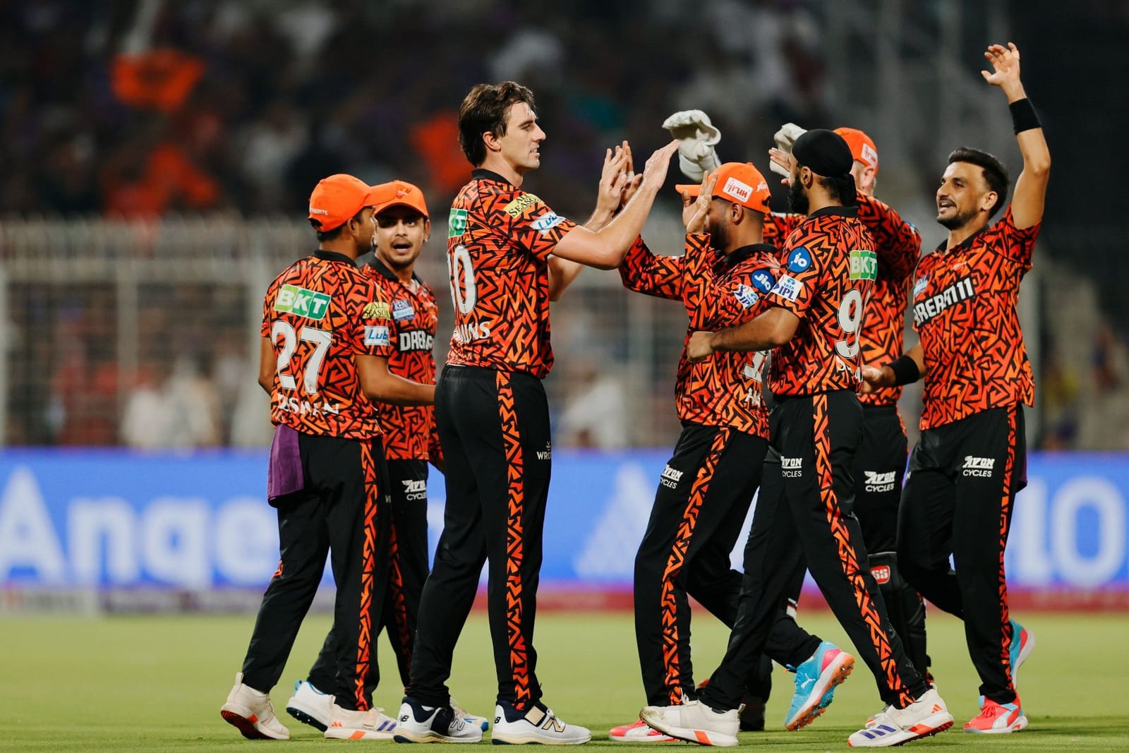 Kavya Maran's stunned reaction goes viral as SRH lose 4th wicket inside ...