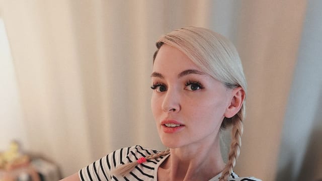 Video of Russian female streamer allegedly being attacked by Japanese ...