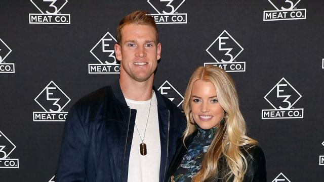 Ryan Tannehill's wife Lauren sends 5-word message as QB shows up on ...