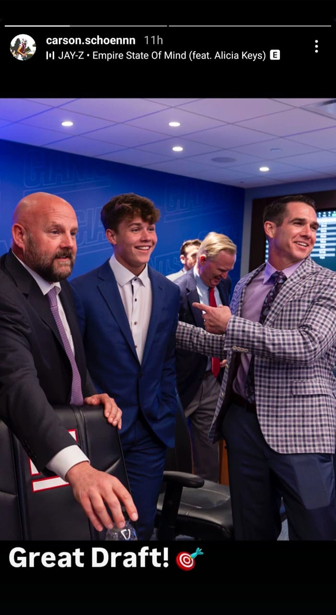 Joe Schoen's son Carson delivers 2-word verdict on Giants' 2025 draft ...