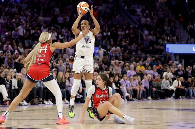 "GSV could beat Fever" - WNBA fans excited as Valkyries record first ...