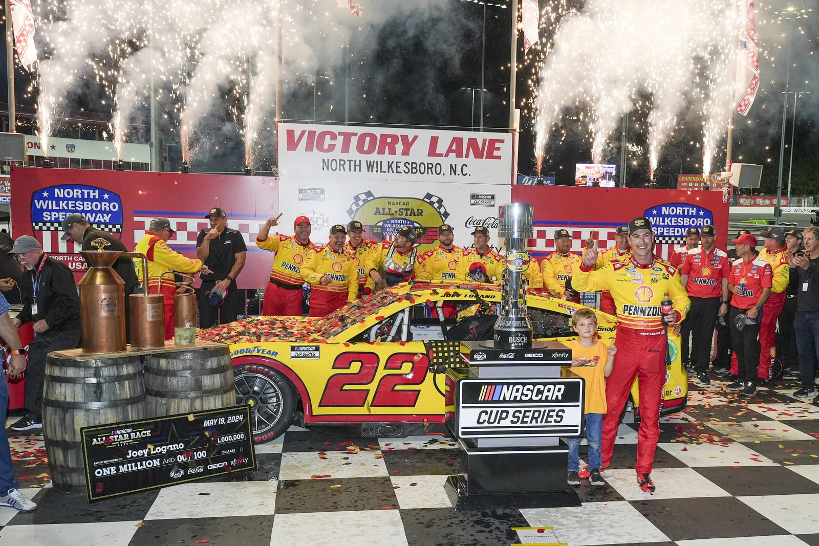 Joey Logano revisits the experience tied to a young fan’s final moments