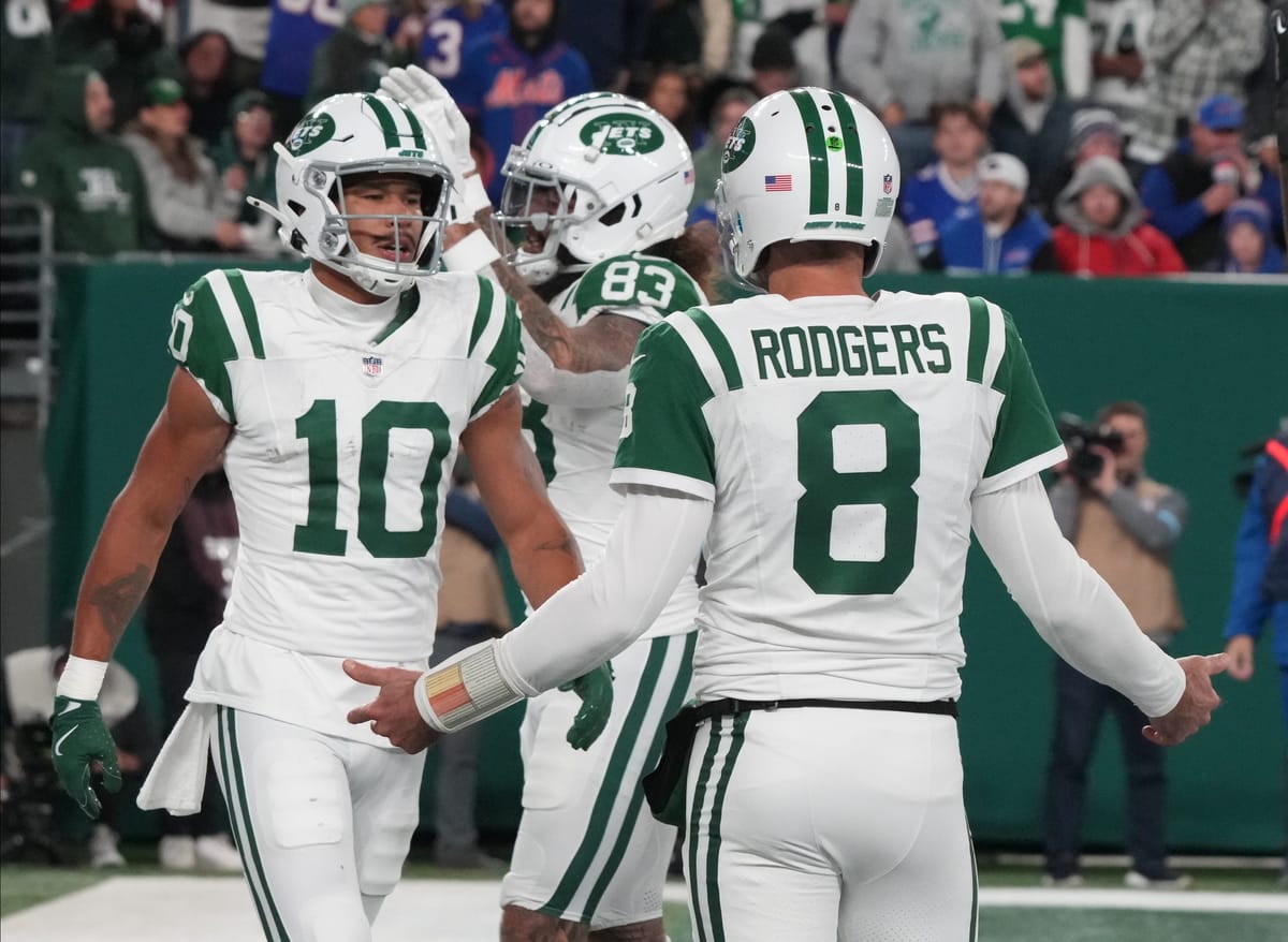 Aaron Rodgers' "dirty work guy" could be traded to Steelers for ...