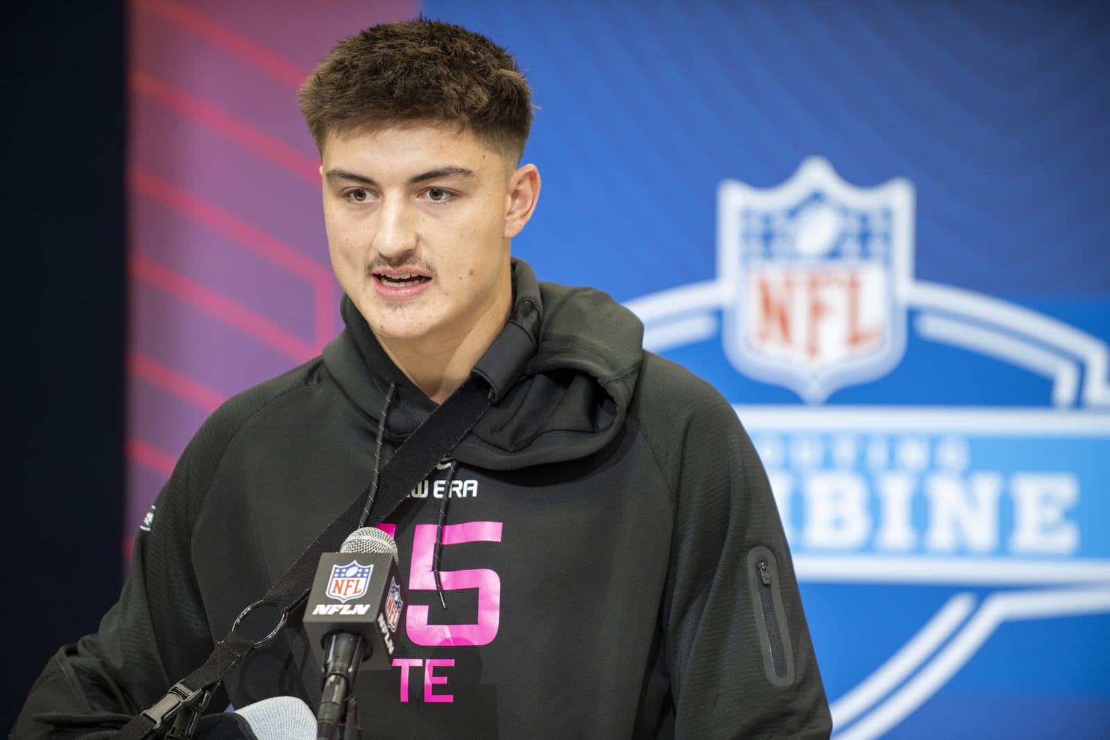 Colston Loveland contract: Breaking down Bears star's $26.6 million ...