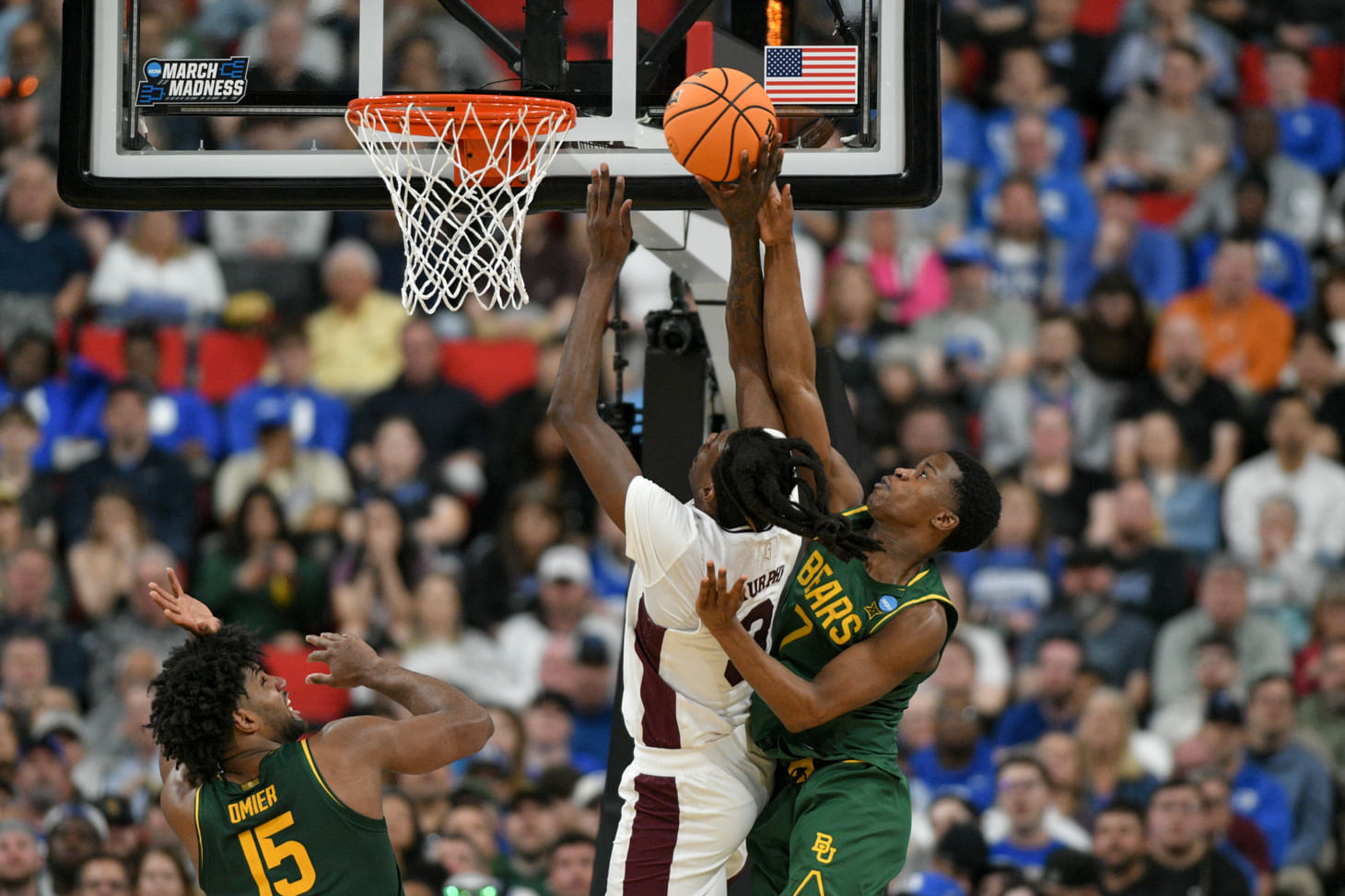 “What the hell?”: Baylor star VJ Edgecombe’s effortless vertical stuns ...
