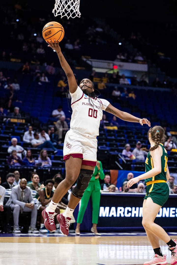 Ta'Niya Latson: South Carolina’s Ta’Niya Latson drops 3-word reaction ...