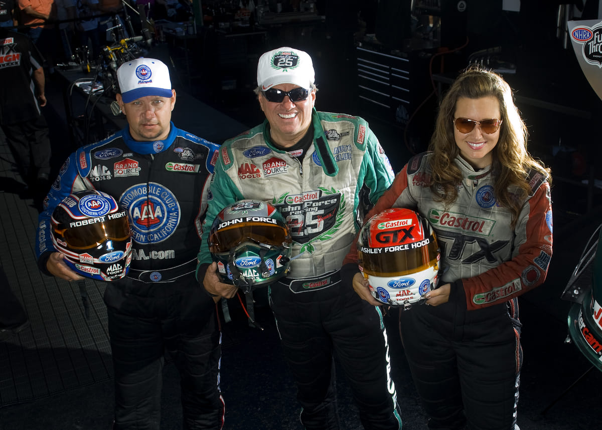 Courtney and Brittany Force share a sweet birthday photo with father ...