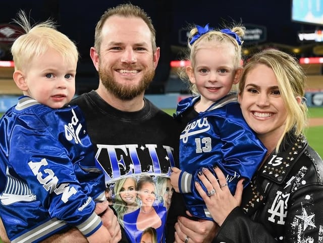 Who is Max Muncy's wife? | Meet Kellie Muncy