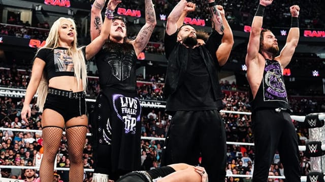 WWE: Judgment Day member seen hitting on popular female WWE star after ...