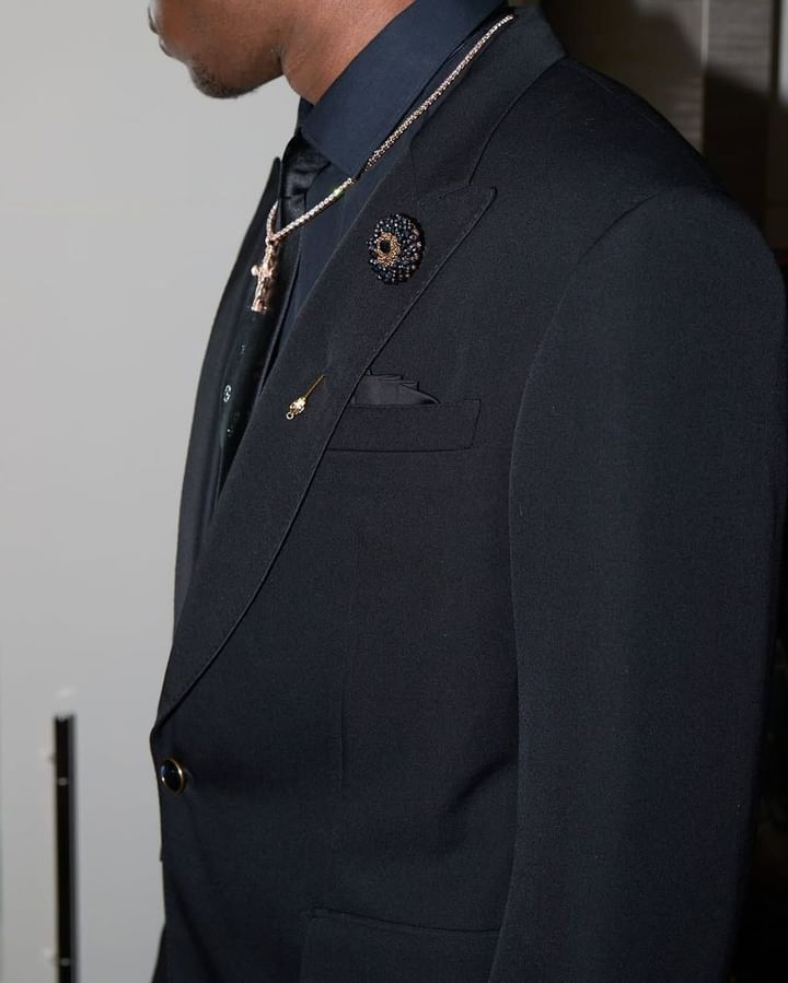 LeBron James' wife Savannah flaunts son Bryce James' dapper senior prom ...