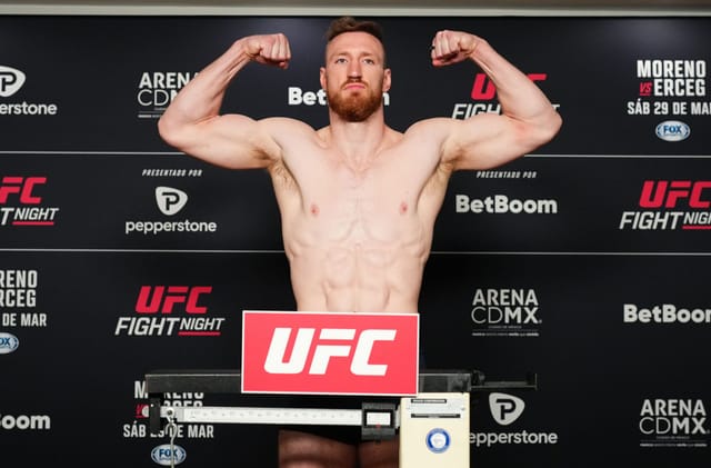 What is Joe Pyfer's UFC record?