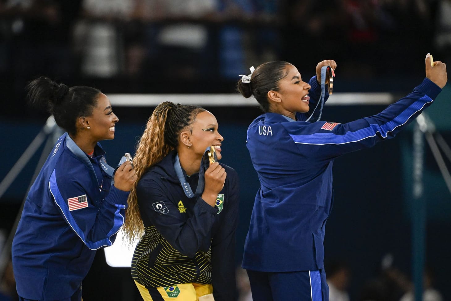 Jordan Chiles' mother beams with pride as gymnast takes AMAs 2025 stage ...
