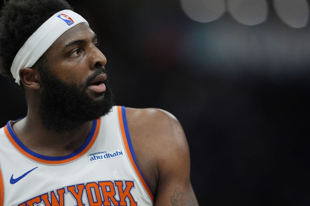 How much is Mitchell Robinson's Contract?