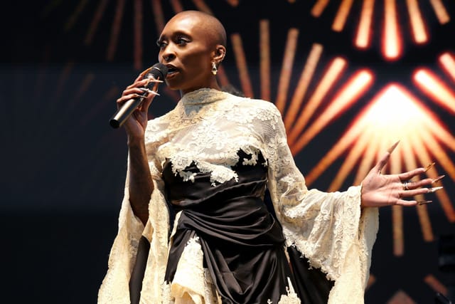 "Are those hands real?" — Netizens react as video of Cynthia Erivo's ...