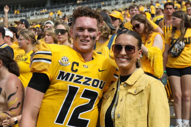 Brady Cook’s fiancée Carli Schieferle expresses excitement as Jets ...