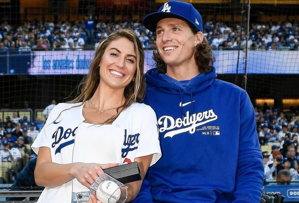 Who is Tyler Glasnow's girlfriend, Meghan Murphy?