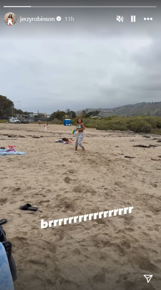 High school phenom Jerzy Robinson shows off unexpected football talent ...