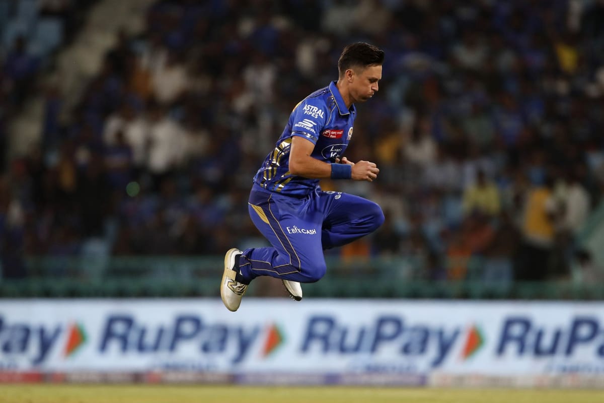 Trent Boult in splits as he imitates MI teammate ahead of IPL 2025 ...