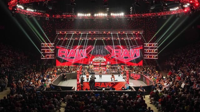 WWE setting up major swerve to bring back 10-time World Champion on RAW ...
