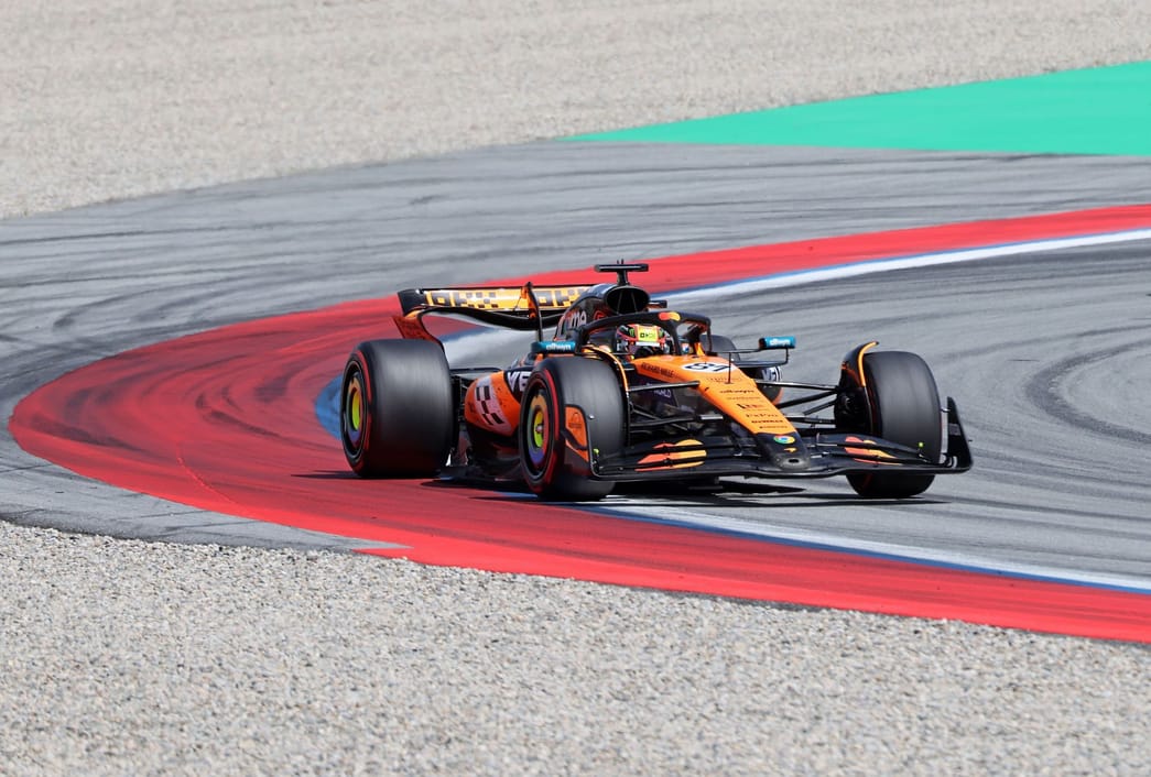 Oscar Piastri's Family: Edie Piastri, Nicole Piastri, and others part ...