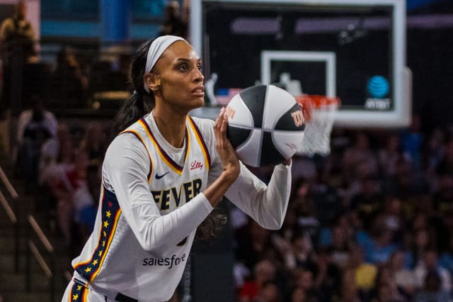 "It explains why Caitlin Clark is looking sad" - WNBA fans erupt as ...