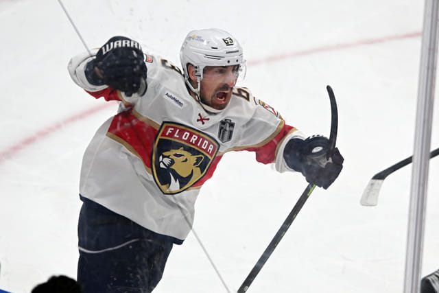 "Sign the extension before 1 am": Panthers fans elated as Brad Marchand ...