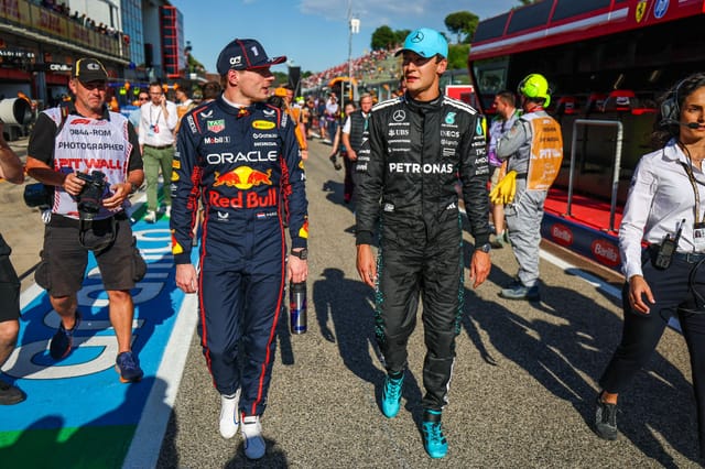 Max Verstappen takes out 16-year-old sim racer Oliver Knott days after ...