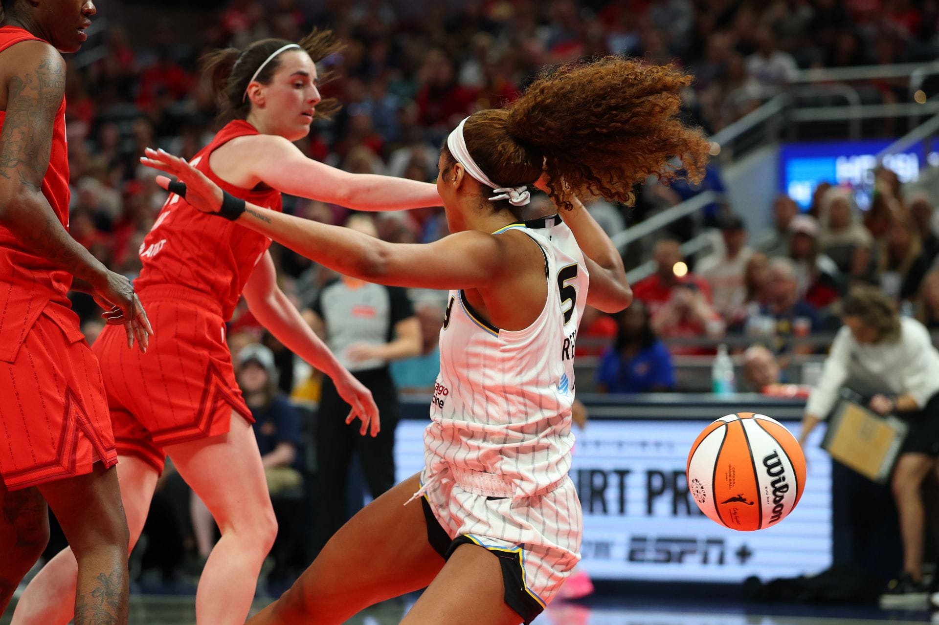 WNBA fans react as Caitlin Clark sparks mind-blowing surge in Fever's ...