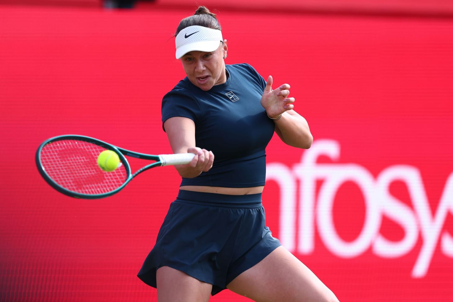 Queen's Club 2025: Zheng Qinwen vs Amanda Anisimova preview, head-to ...