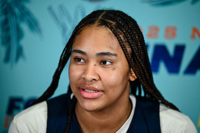 Sarah Strong's mom Allison Feaster reacts as Mongolia stuns Team USA at ...