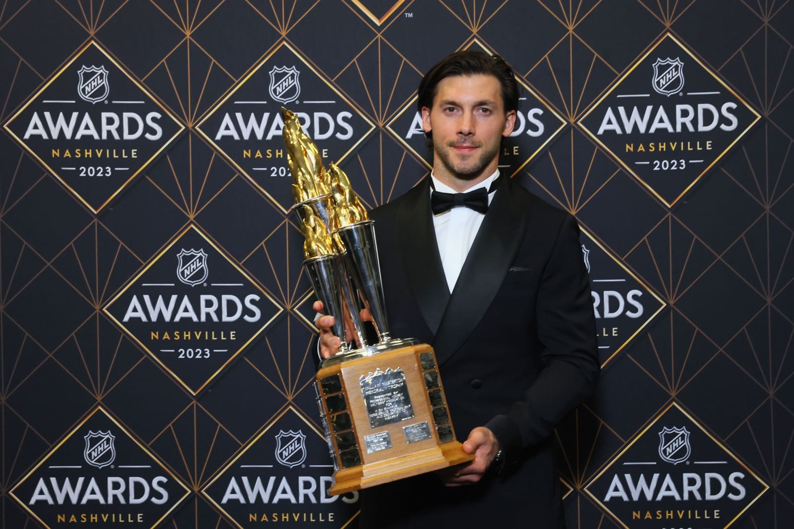 List of NHL Bill Masterton Memorial Trophy Winners - Complete List of ...