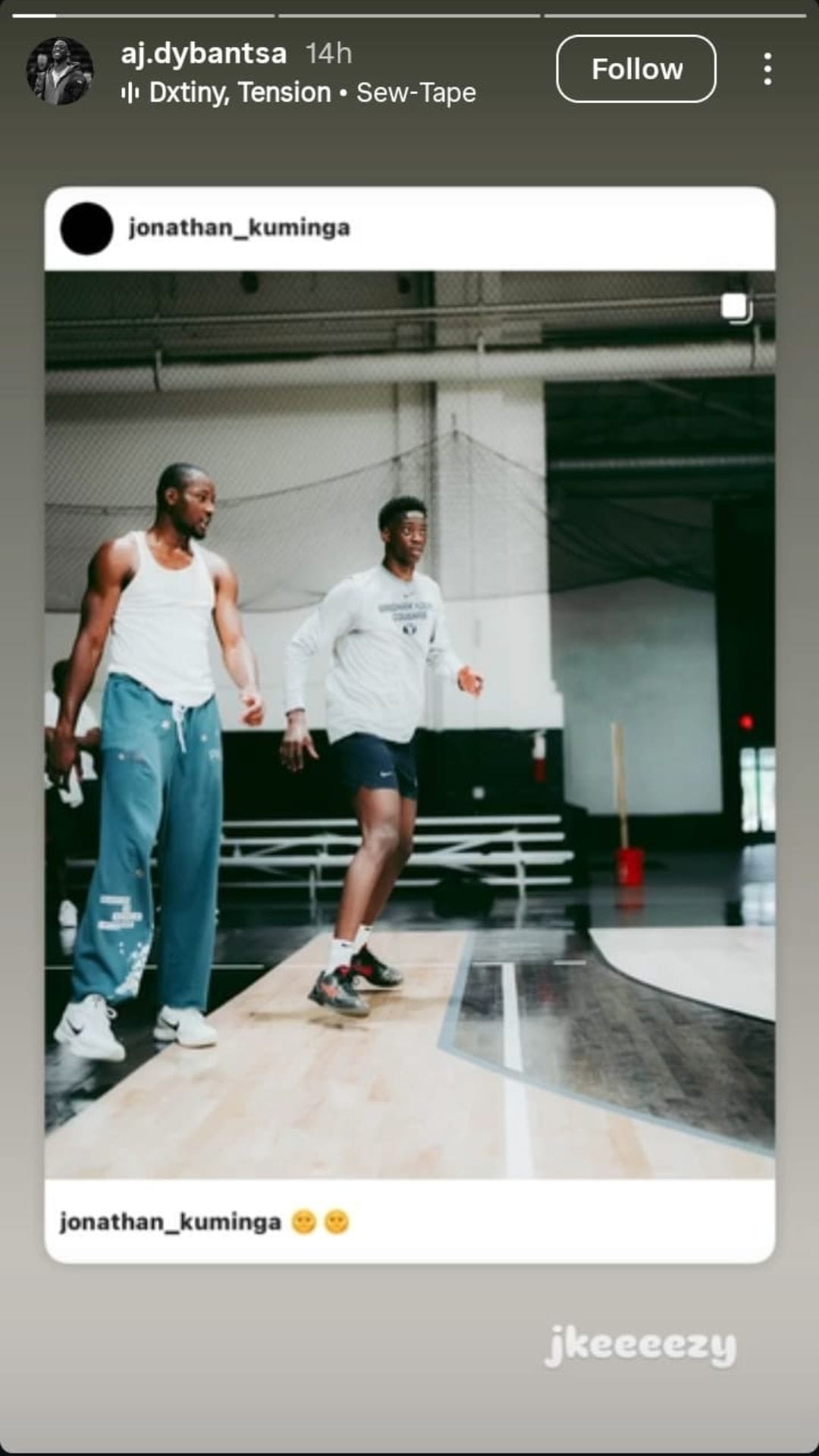 $4.1 Million NIL-valued BYU signee AJ Dybantsa reacts as Golden State Warriors' Jonathan Kuminga ...