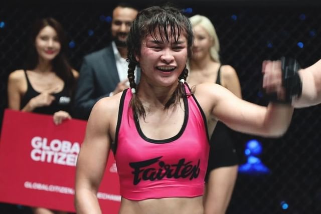 Stamp Fairtex MMA: WATCH: Thai superstar Stamp Fairtex sends Denver ...
