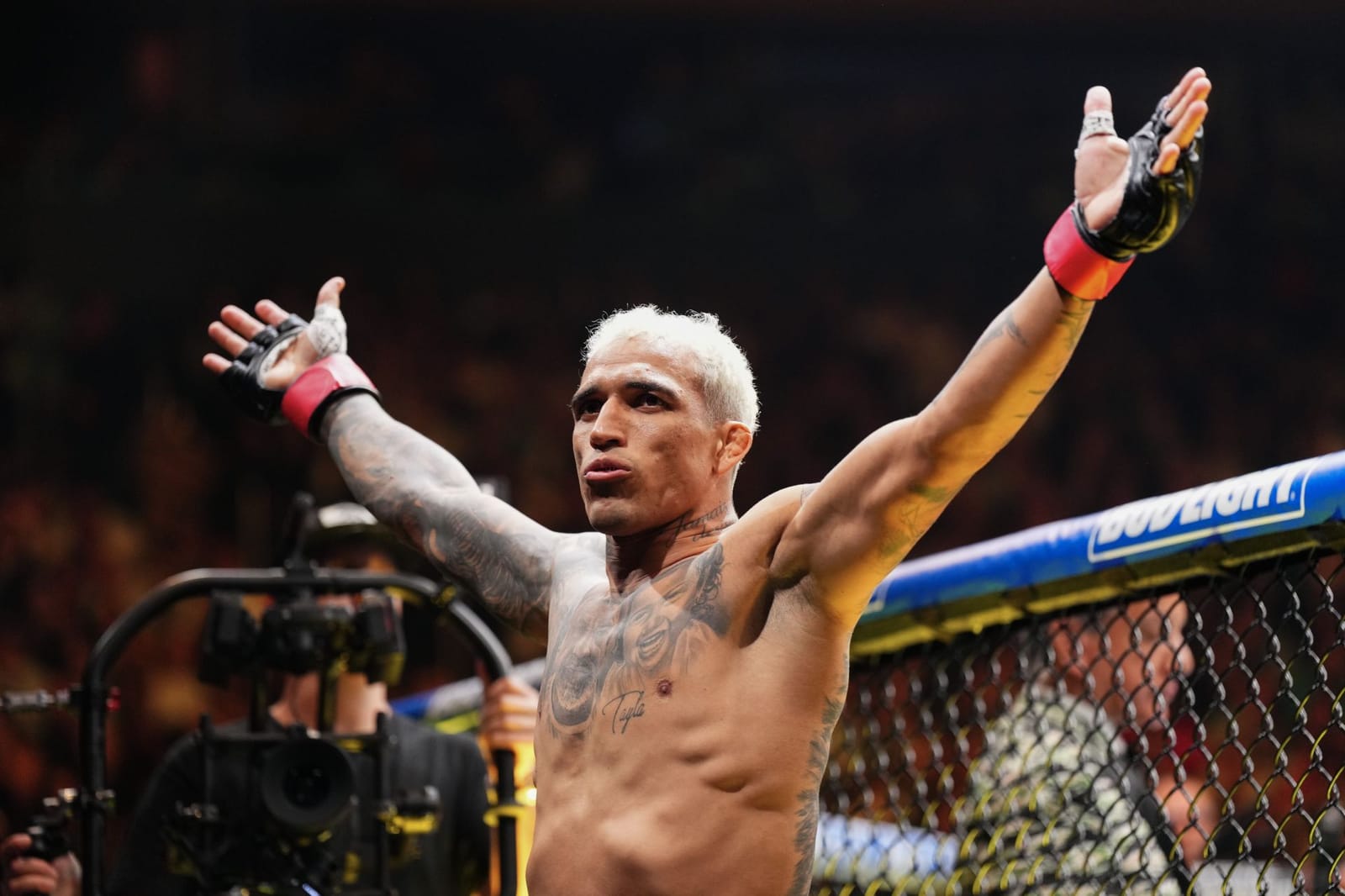 Charles Oliveira Last Fight’s Result, Video Highlights, Earnings & More