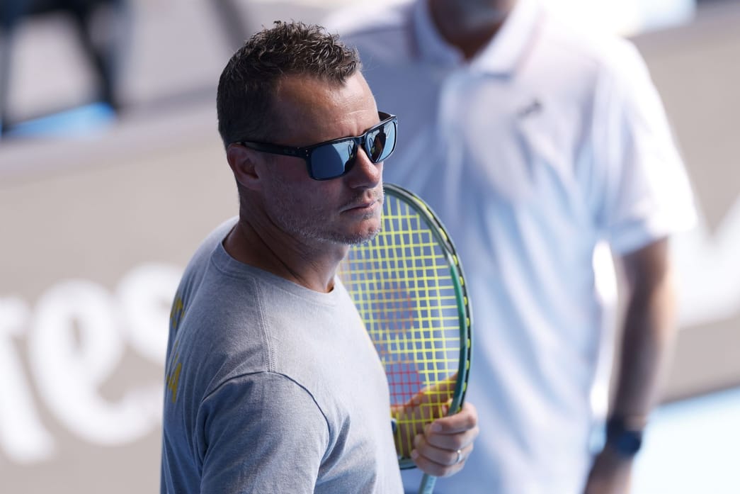 Looking like a carbon copy of his dad, Lleyton Hewitt's son Cruz makes ...