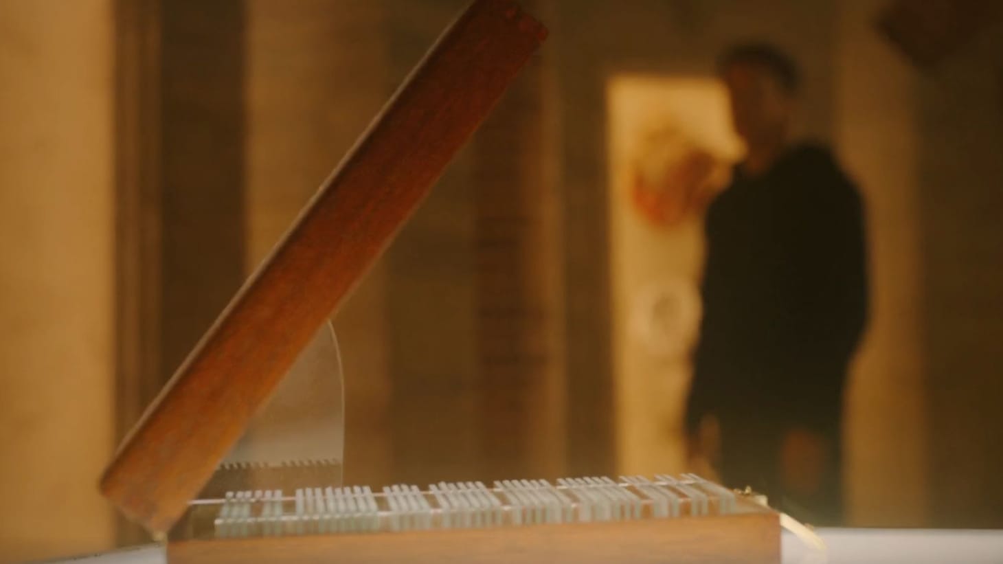 What are the different serial killer trophies featured in the 3D tour ...