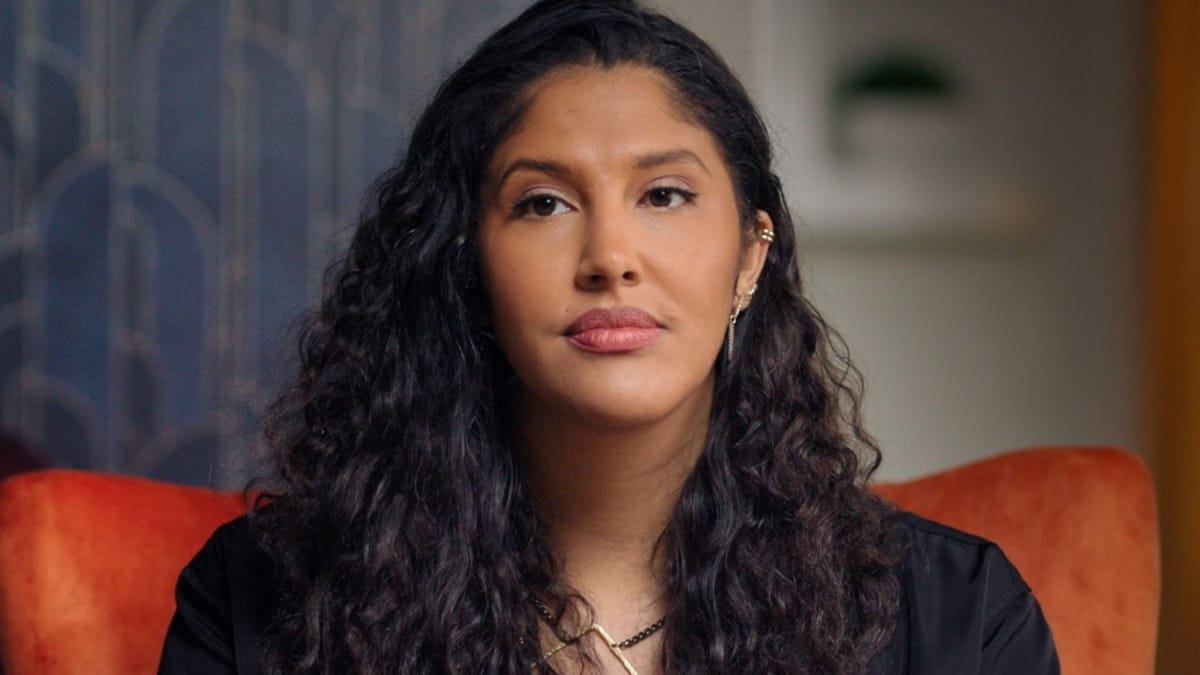 What is the true story behind Shiny Happy People: A Teenage Holy War ...