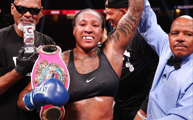 Who is Shadasia Green's wife? A closer look at the world champion boxer ...