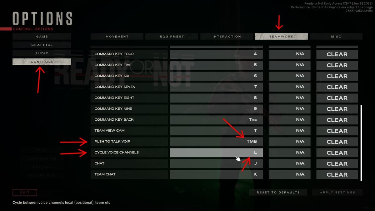 How to use voice chat in Ready or Not?