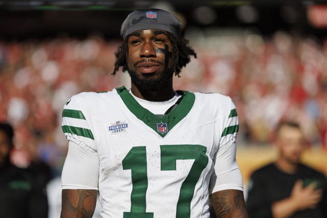 "Elijah Moore 2.0 with less attitude" - NFL fans react as Browns sign ...