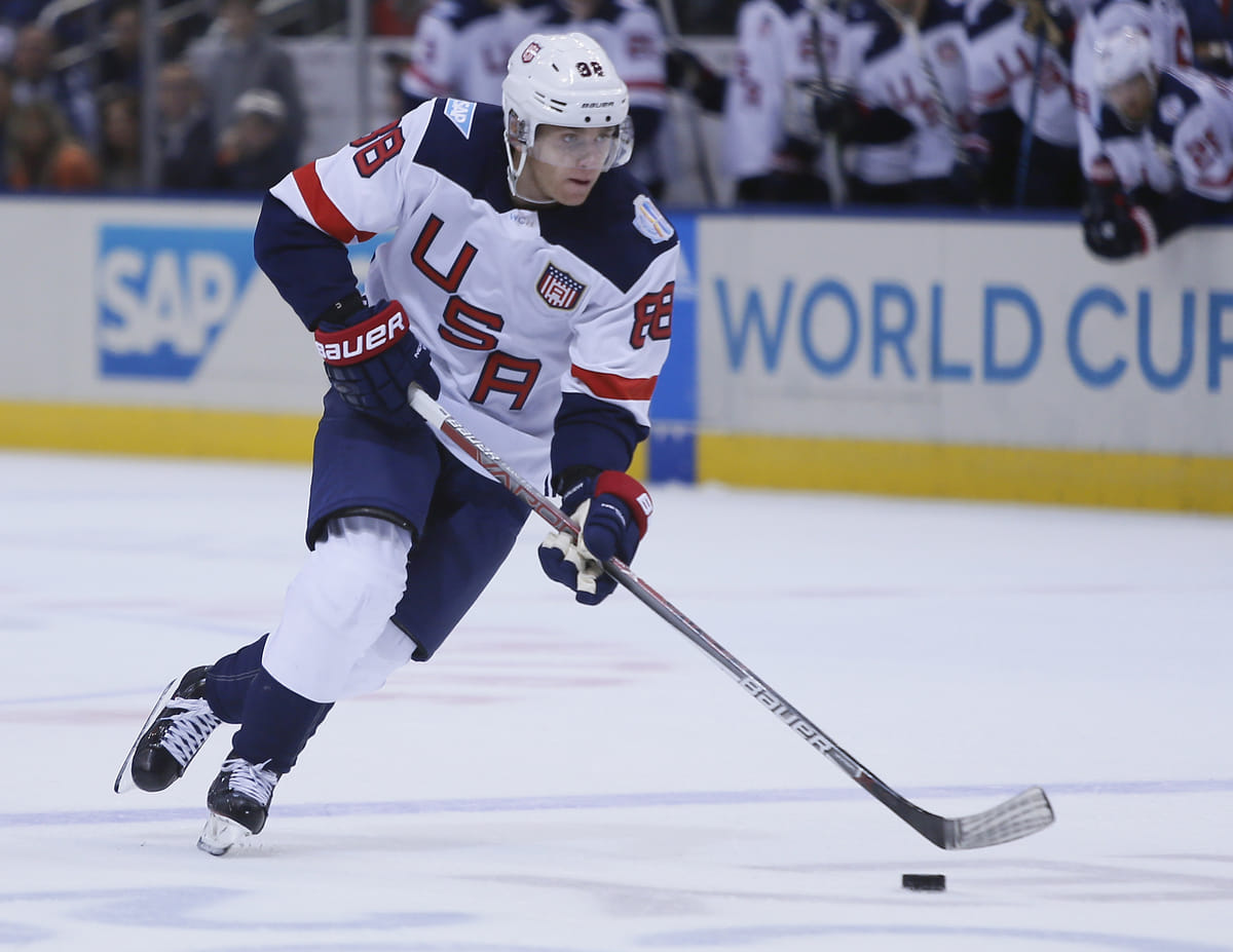 Ex-Blackhawks star Patrick Kane makes his thoughts clear on new HC Jeff ...