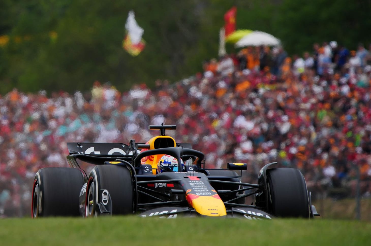 Red Bull mocks 'scared' Lewis Hamilton after Max Verstappen's Hungarian GP overtake alerts FIA