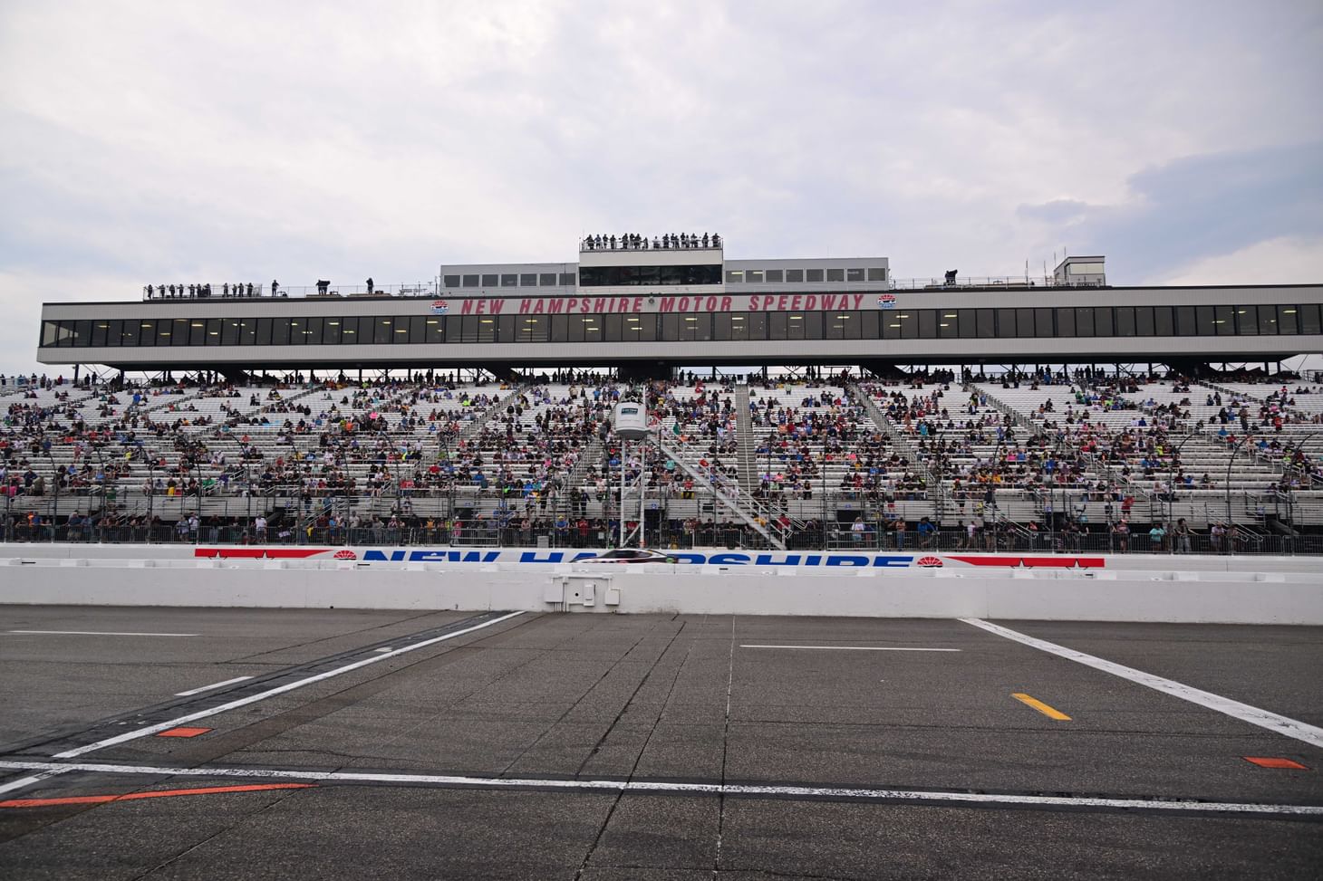 NASCAR DFS Fantasy Picks 2025 New Hampshire Playoffs Cup Race: Best Drivers, Sleepers, and ...