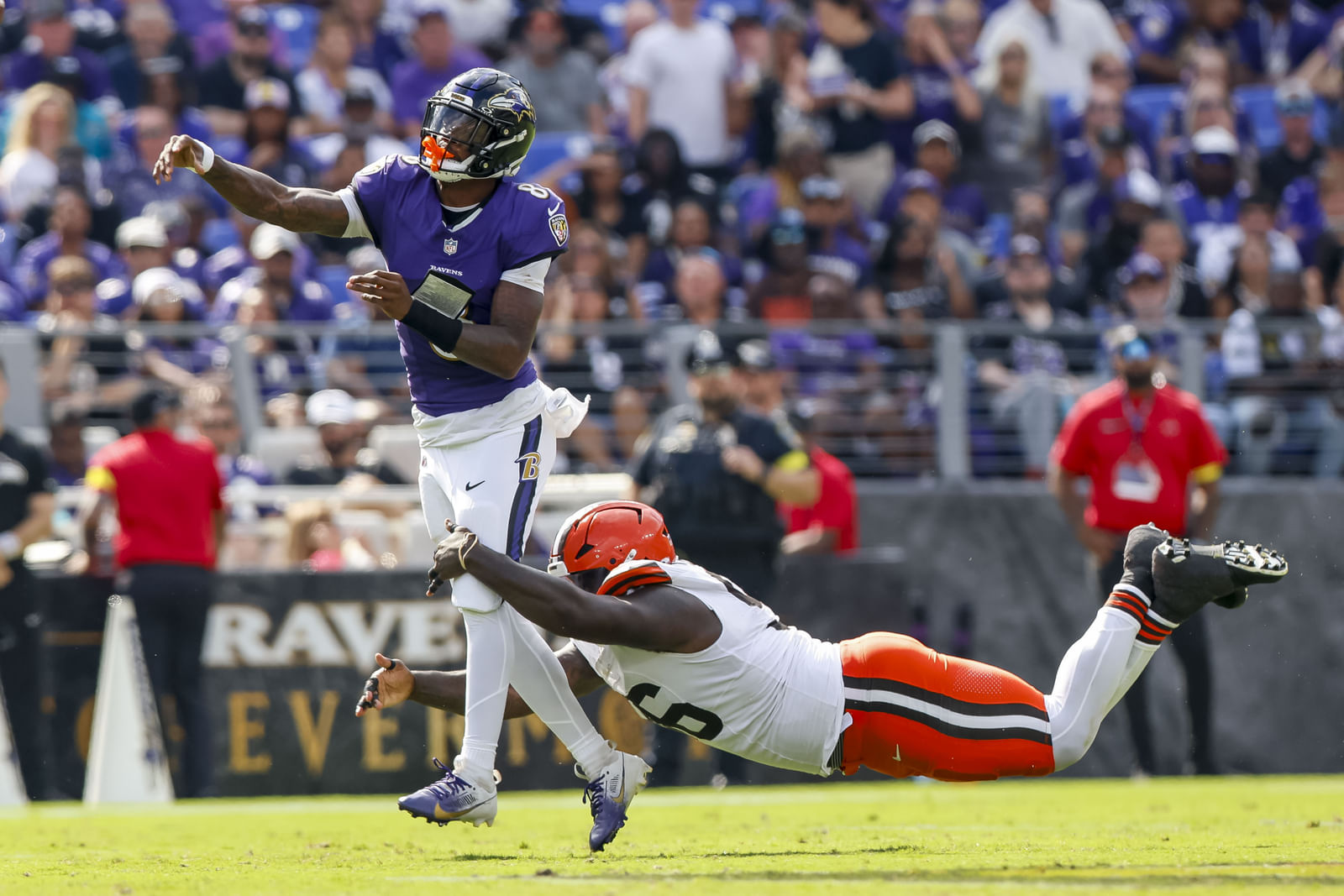 Week 3 Fantasy Football QB Rankings and Picks feat. Lamar Jackson, Josh Allen, Jalen Hurts, and ...