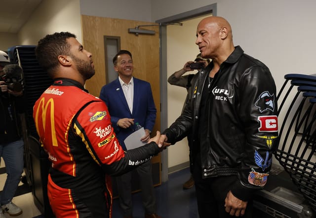 Bubba Wallace says NASCAR's dress code turns drivers into a sea of ...