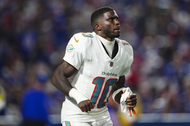 Is Tyreek Hill playing today vs. the Jets? Dolphins WR’s status revealed for Week 4 clash