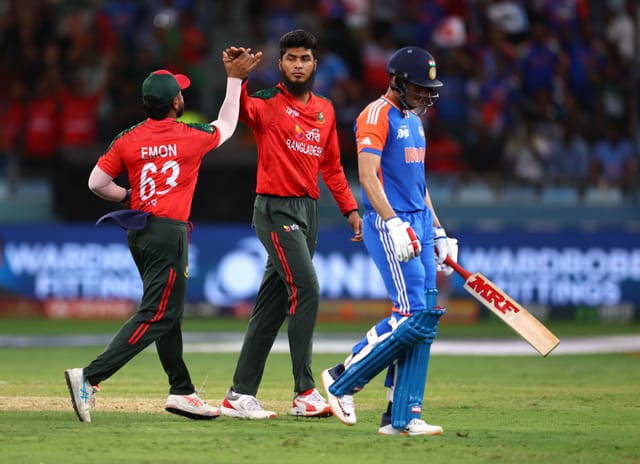 Shubman Gill's dismissal for 29 ends blazing opening stand in IND vs ...