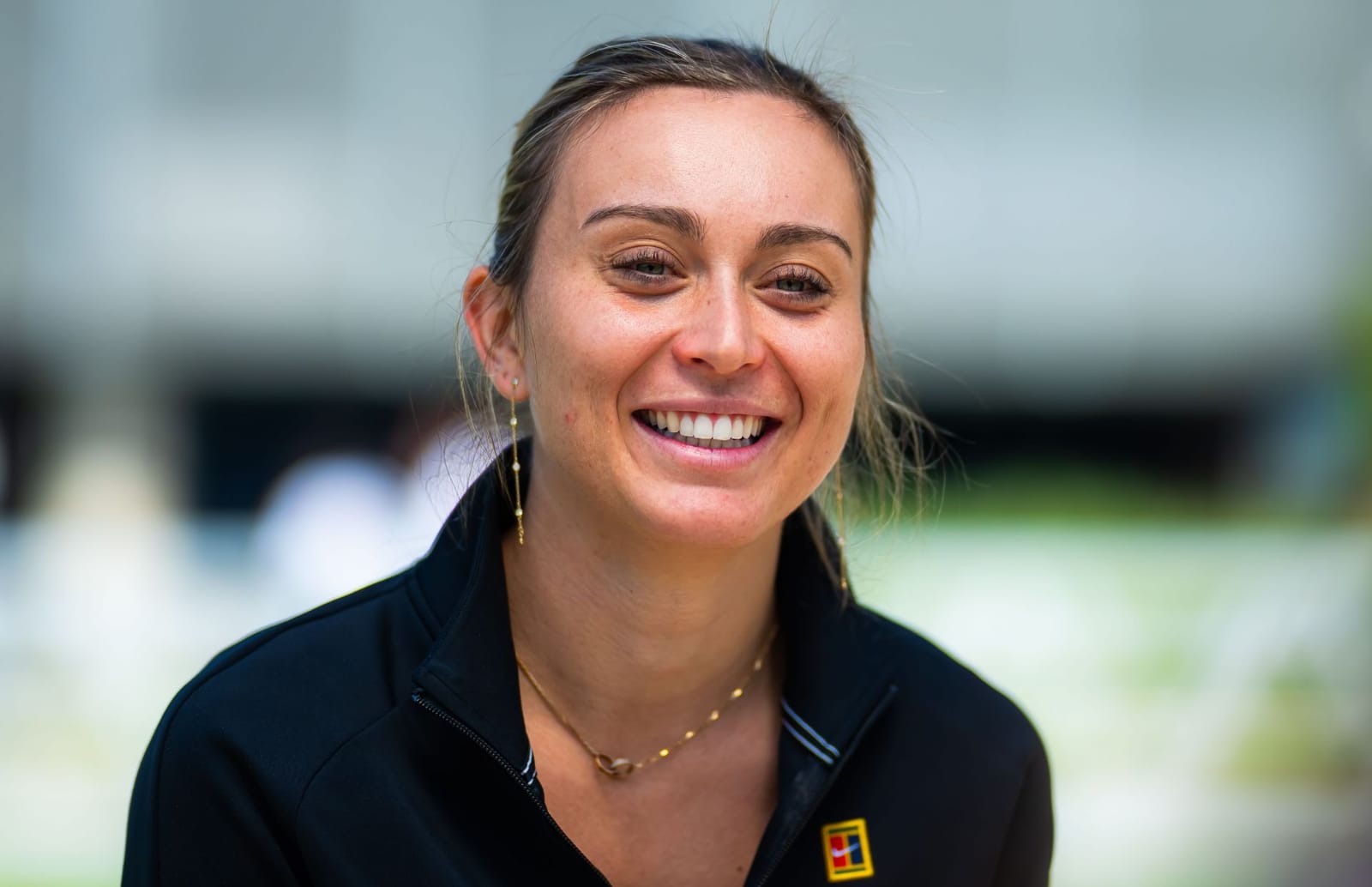 Paula Badosa's sister Jana enjoys soccer game with 17 y/o Italian ...