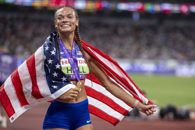 "Supporting you"- Anna Hall attends boyfriend Darius Slayton’s game as ...